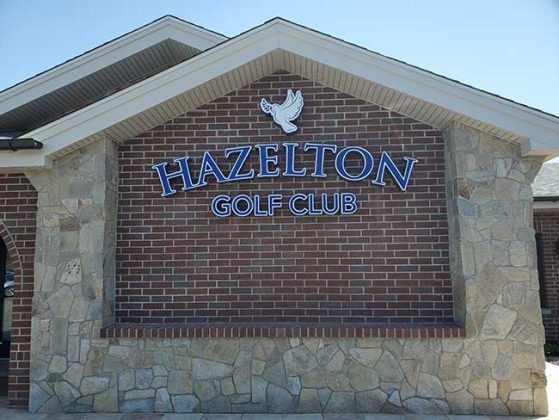 A White Pigeon Inspires Some Birdies | Golfing Magazine